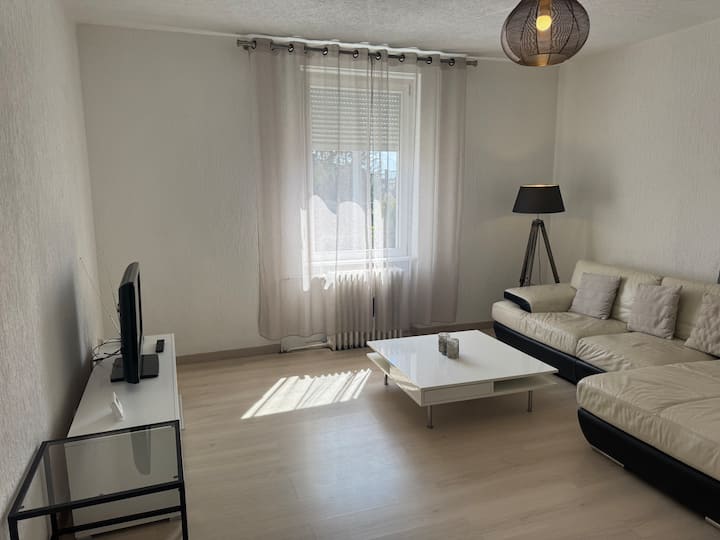 Appartement 3 Chambres Avec Salon Et Terrasse - Le Parc du Petit Prince