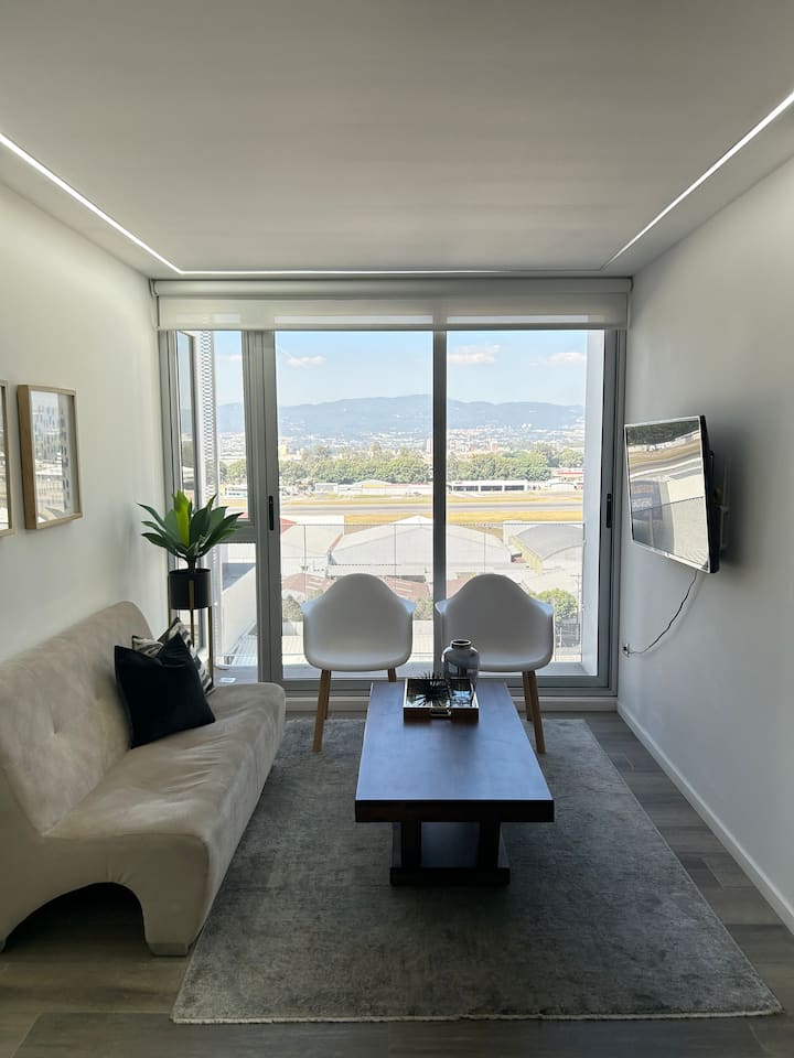 Vista Al Aeropuerto, Ciudad De Guatemala - Guatemala City