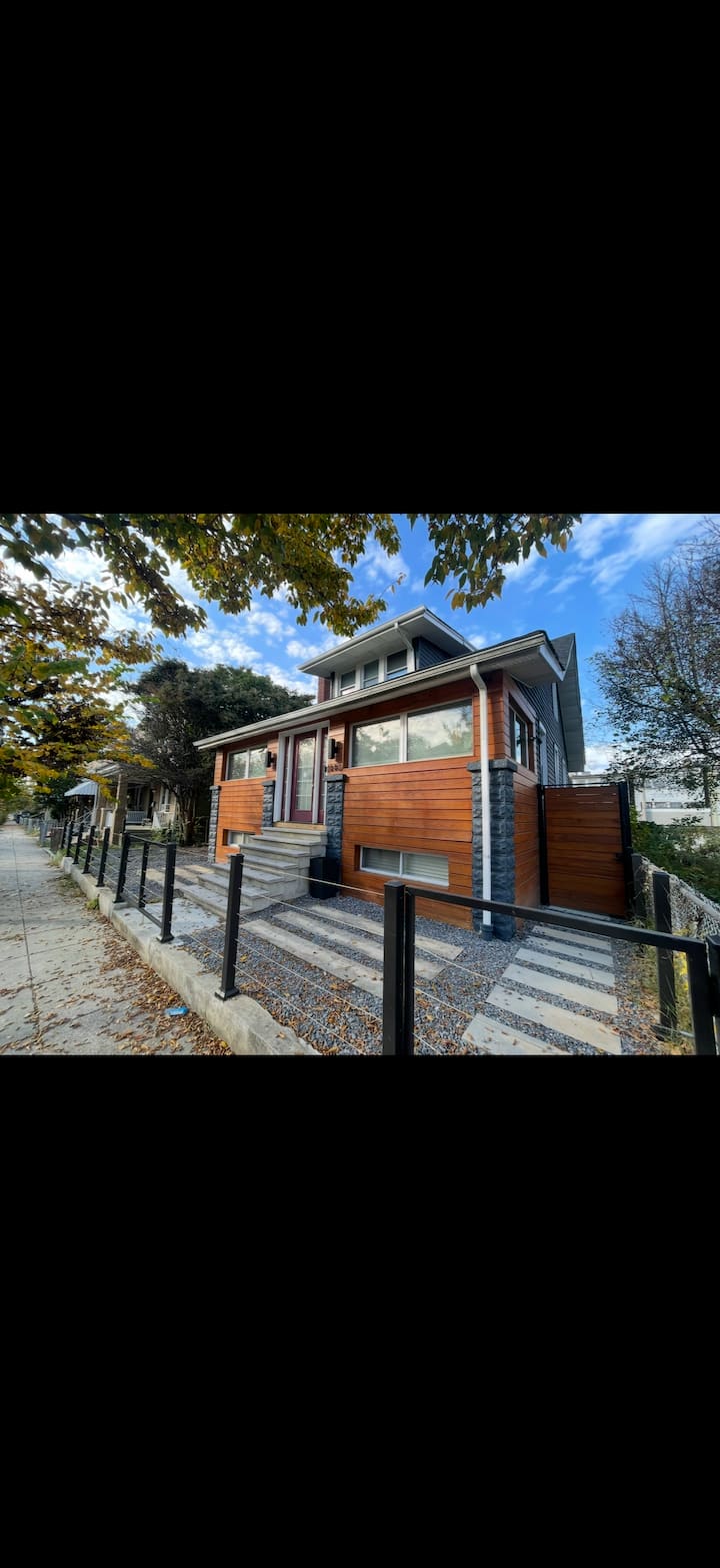 2 Master Bedrooms, 2.5 Bath Cozy  Apartment - National Harbor, MD