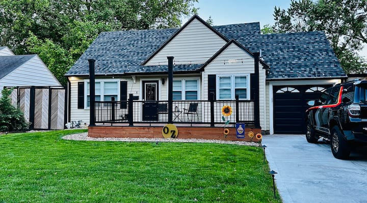 There’s No Place Like Oz - Theme Home! - Topeka, KS