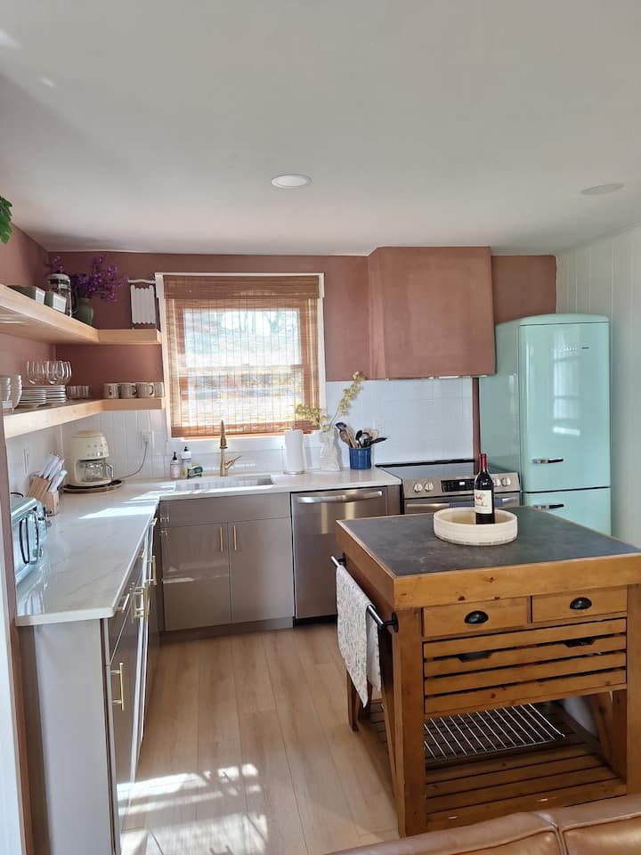 Serenity Cottage W/firepit Ski, Hike, & Explore - Phoenicia, NY