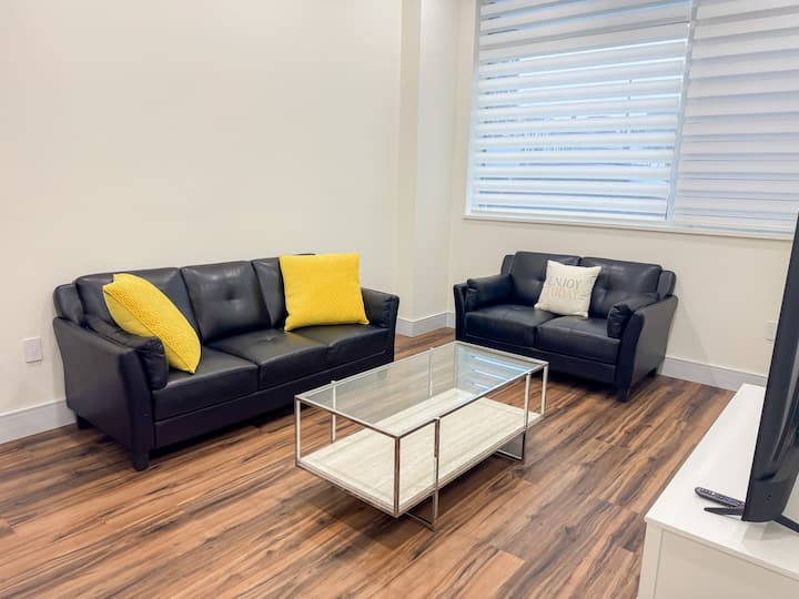 Bright & Modern 1br Apartment • West Philly - Upper Darby, PA