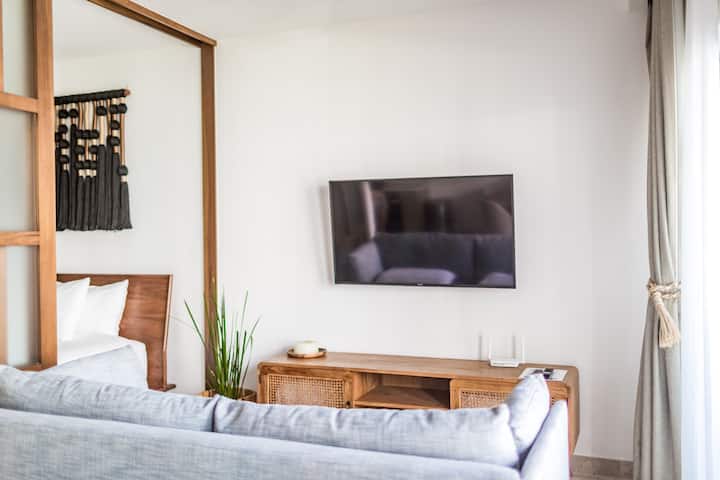 Luxury Ipana 1br • Prime 38th St • Walk To Beach - Playa del Carmen