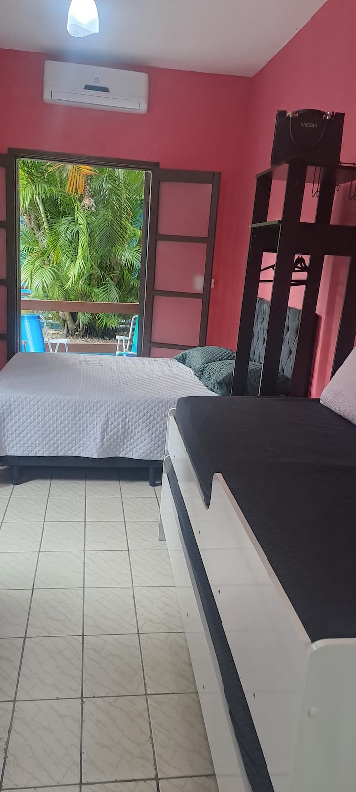 Maressias: Apartamento Quase Pé Na Areia - São Sebastião