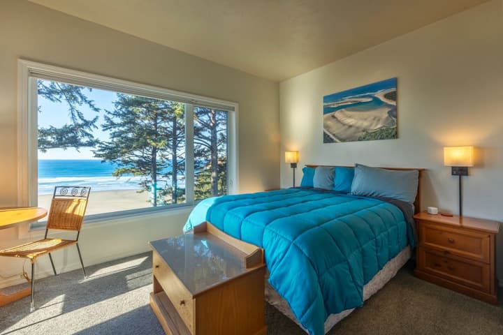Tyee Lodge B&b Viewpoint Room - Newport, OR
