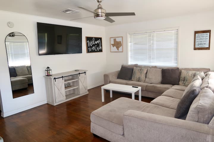 Cozy East Houston Home – 15 Min To Downtown - Northshore - Houston