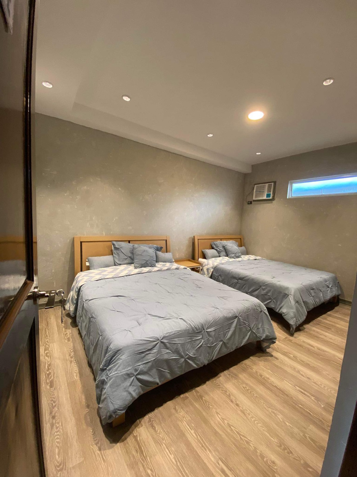 TLL Suites Family Room - F - Apartments for Rent in Cebu City, Central ...