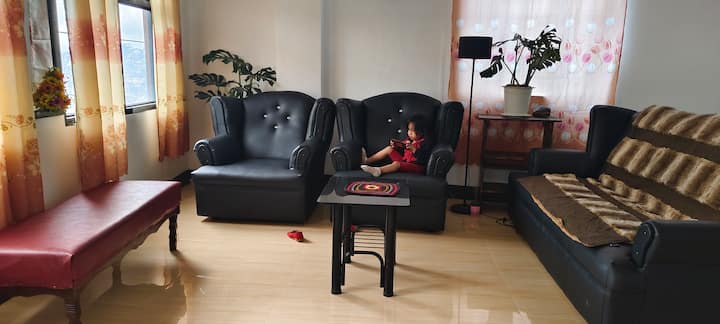 Milesaway 2
2nd/flr
With 3rooms - La Trinidad