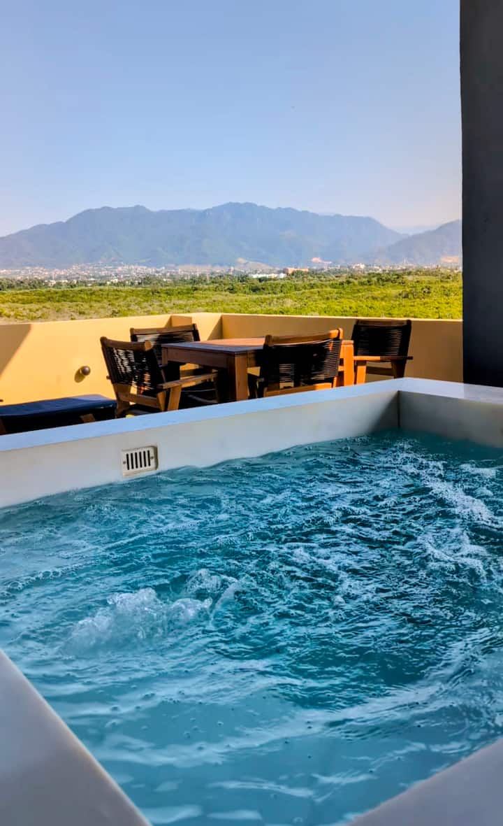 Only 5 Mins Walk To Marina! Rooftop Views & Pool! - Puerto Vallarta
