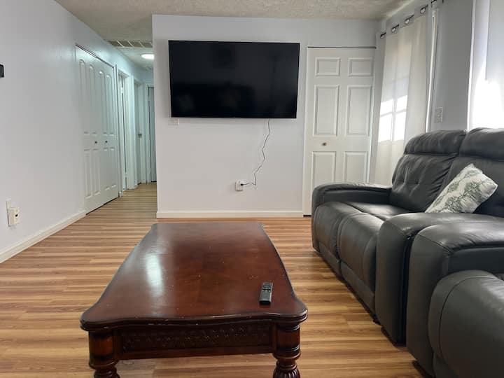Renewed House In Huber Heights - Dayton