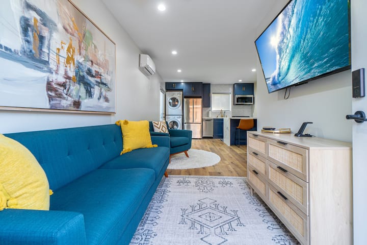 Modern Private Residence-2 Bedroom, 2 Bathroom - Sawtelle - Los Angeles
