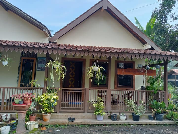 Homestay Muyasaroh - Bromo