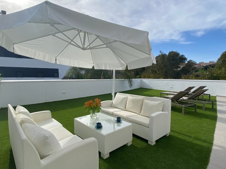 Eksklusiv Og Sentral Leilighet - Estepona