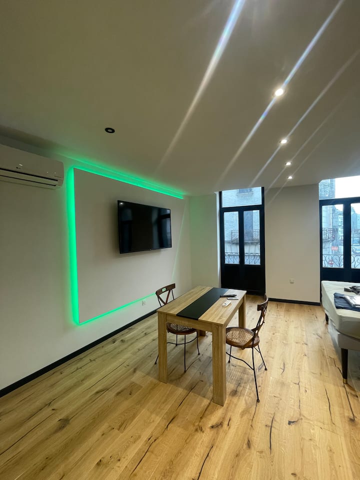 A- Magnifique Appartement En Centre Ville - Aix-les-Bains