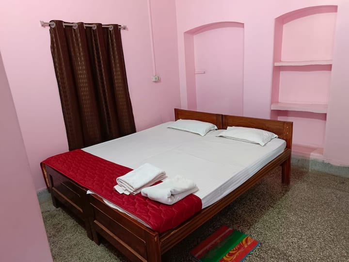 One Bedroom In A Homestay C5 - Deoghar