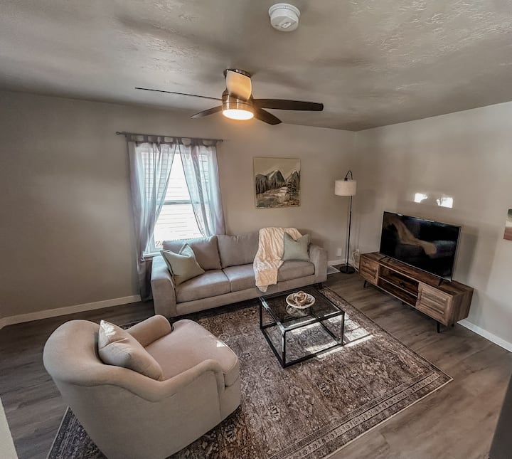Downtown Slc 4br Gem | Walkable, Stylish, Sleeps 8 - Salt Lake City