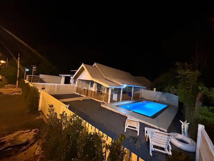 3 Bedroom Pool Villa With Huge Salty Swimming Pool - Ko Lanta