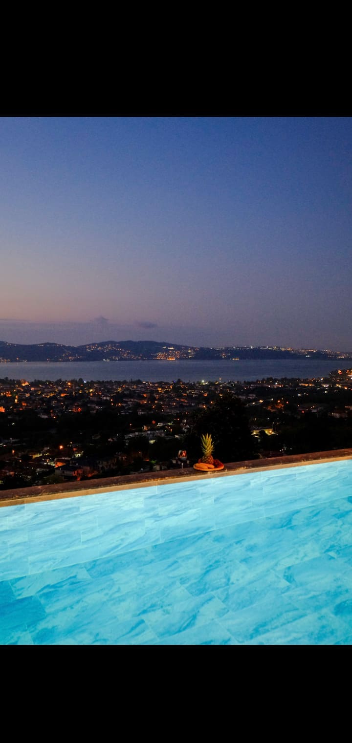 Isıtmalı Havuzlu Göl Manzaralı Bungalow - Türkei