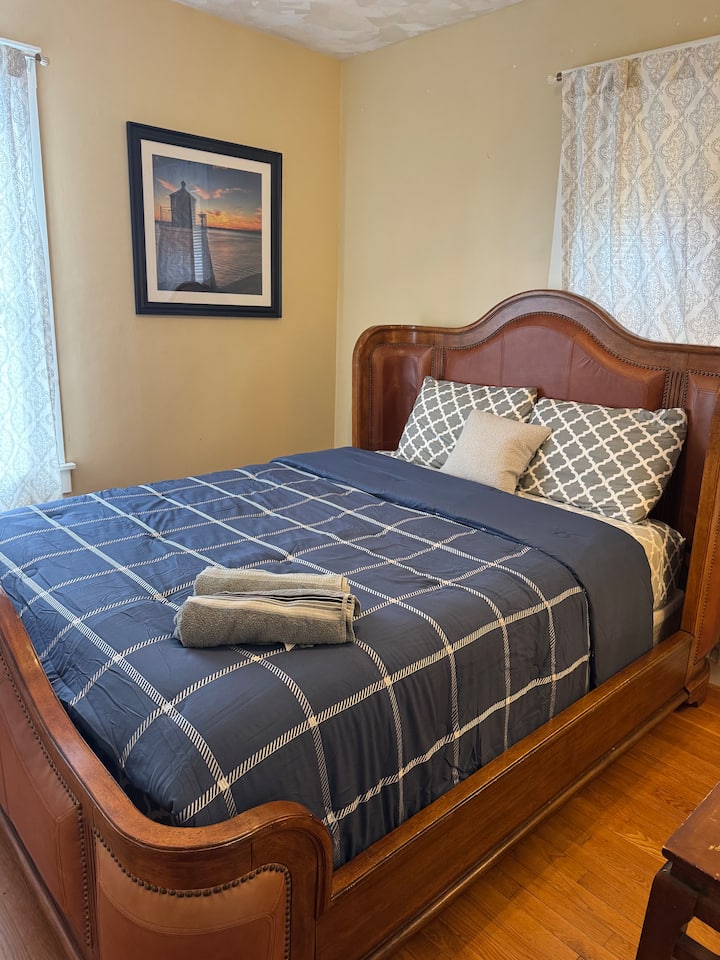 Cozy - Home Away From Home Extra - Andover, MA