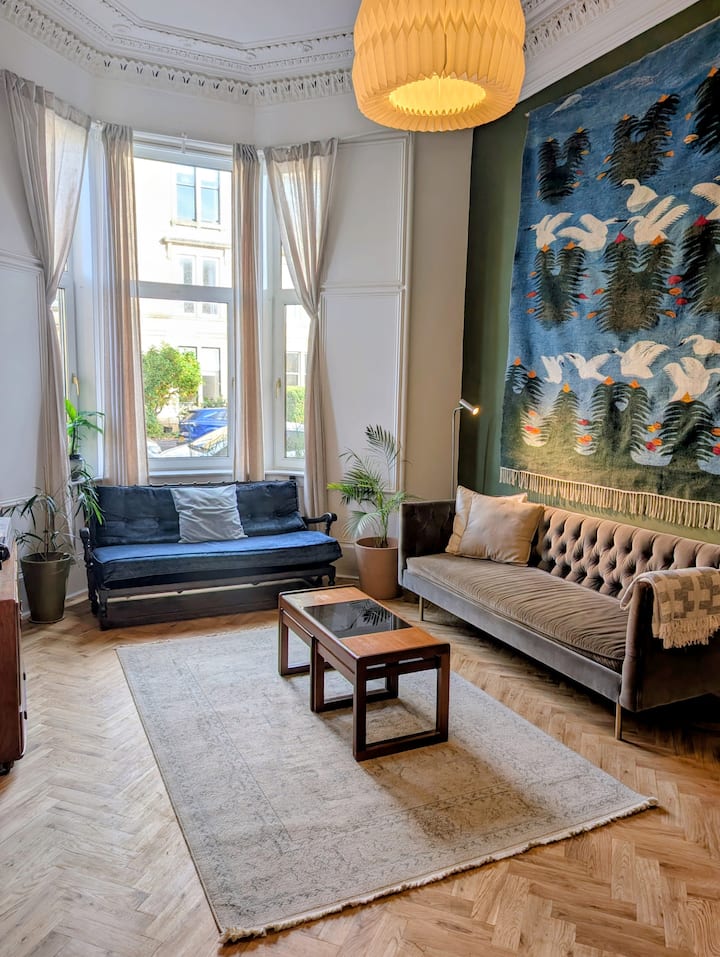 Stylish Victorian Apartment In Pollokshields - Glasgow
