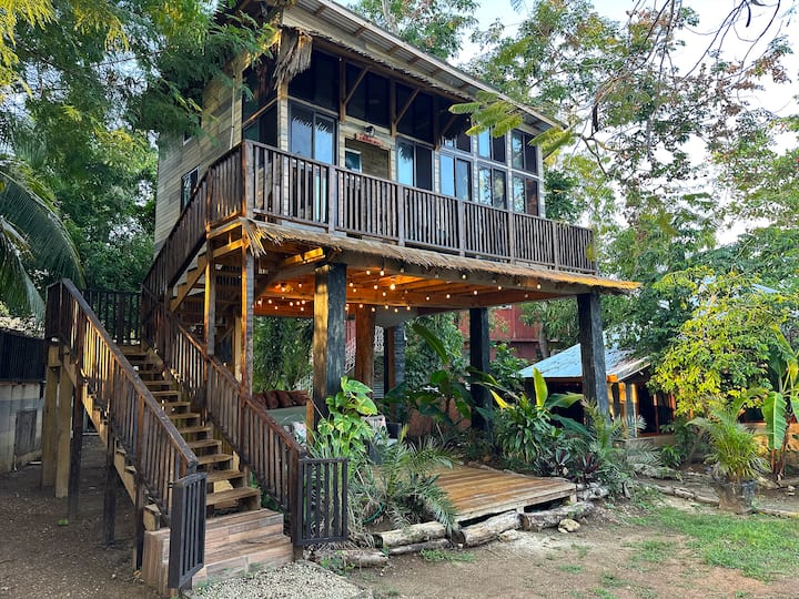 Lovely Tree House W Ocean Views - Negril