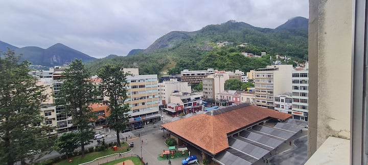 Vista Incrivel No Centro De Nf - Nova Friburgo