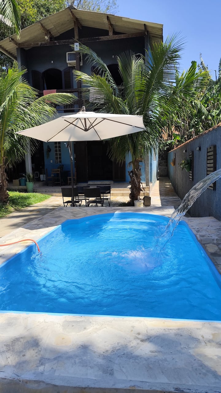 Sobrado  Simples  E Confortável Em Boiçucanga - São Sebastião