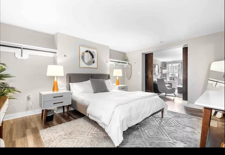 Shockoe Bottom English Style Aparment - Richmond, VA