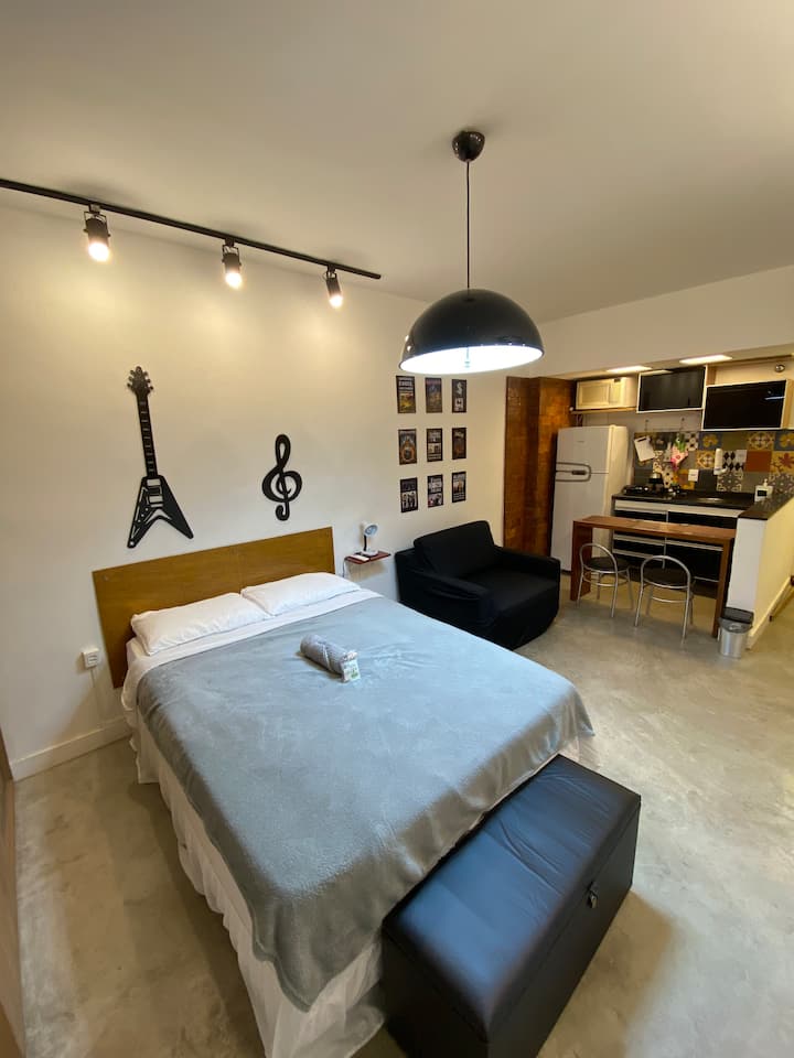 Home In Rio - Cinelândia Ii (O Mais Rock N’ Roll) - Rio de Janeiro