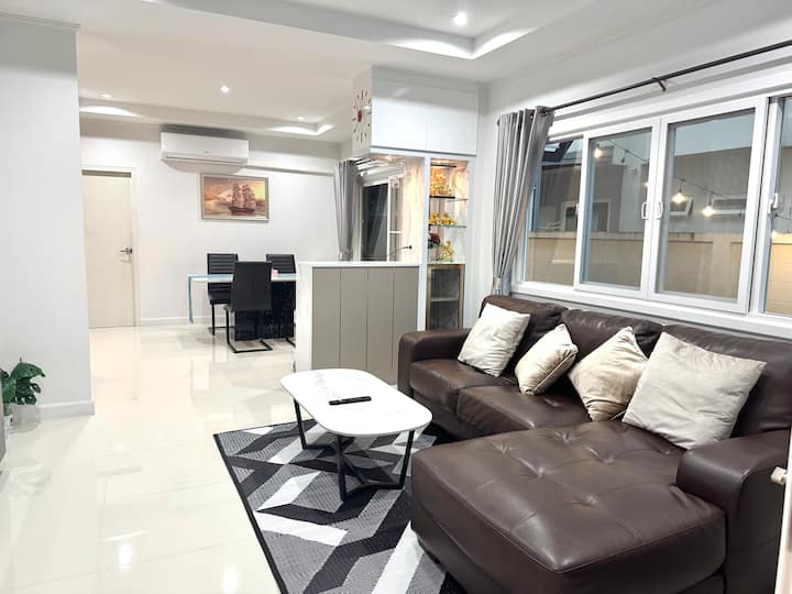 4br Modern Home | Gated Stay | Kad Farang - Hang Dong