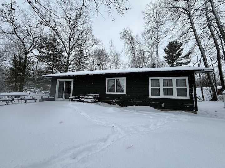 Big Chip Island View- Dock, Ac Patio, Washer/dryer - Chippewa Flowage, Hayward