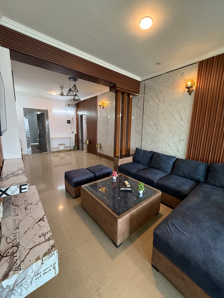 Penthouse With Bornfire - Ghaziabad