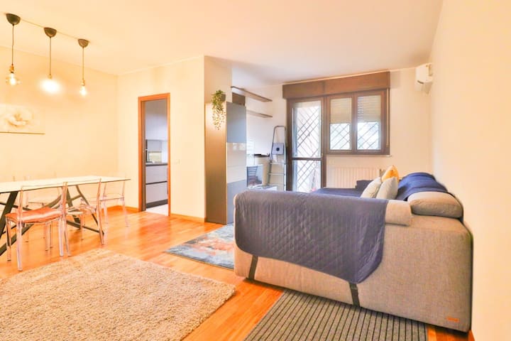 Yellow & Blu Appartement - Reggio Emilia