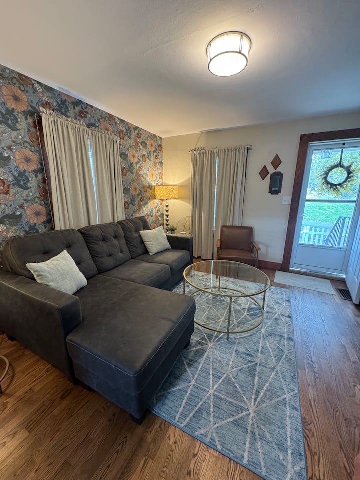 Cottage Near Casino - Cape Girardeau, MO