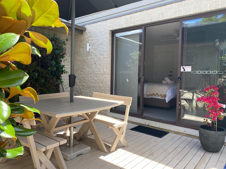 Nelson’s Oasis By The Beach A Popular Studio - 저비스 만