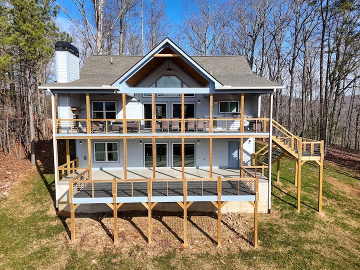 Mossy Oaks Grand-outdoor Kitchen - Hiawassee, GA