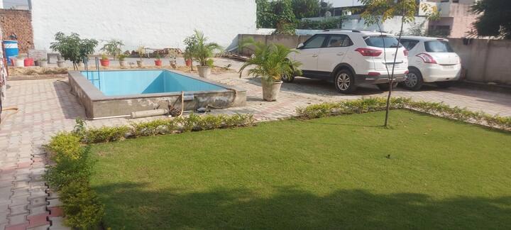 Lovely 1 Bedroom With Patio. - Garhshankar