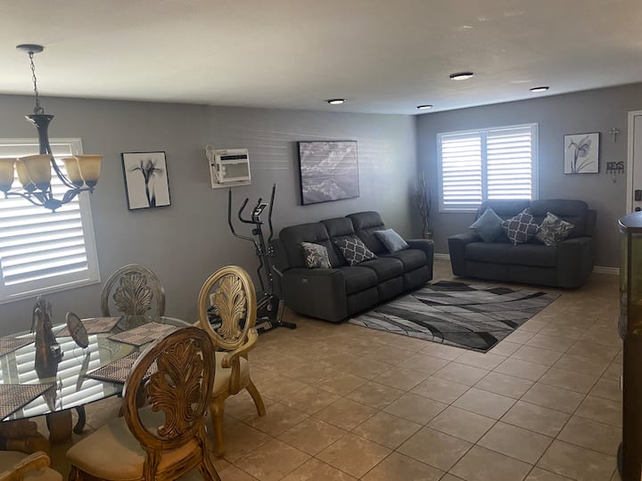 2 Bed/1 Bath House In Safe Area - Victorville, CA
