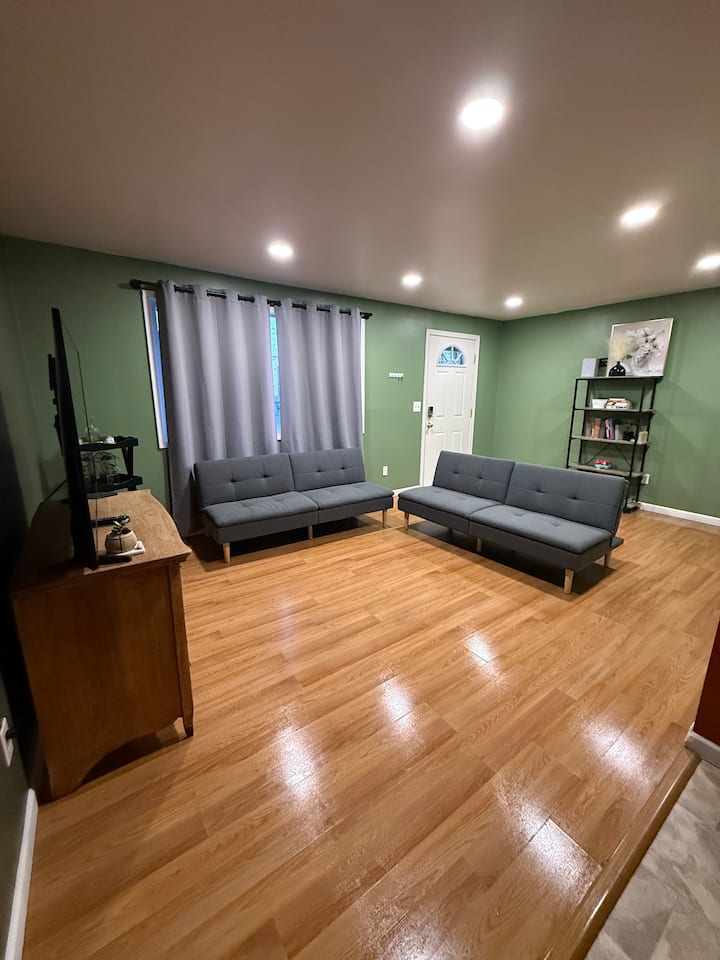 Spacious 2 Bedroom House - Liberty Lake, WA
