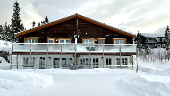 Rymlig Och Fräsch Fyra 
ÅRe Björnen ÖRnen - Åre