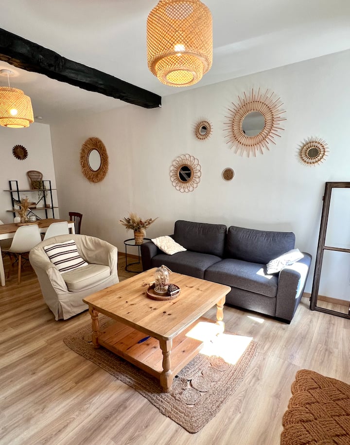 Maison De Village Décoration Bohème
6 Personnes - Castres