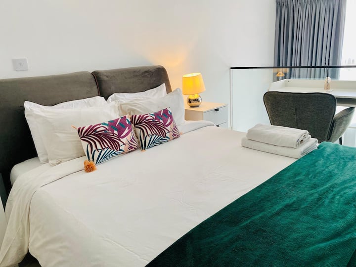 Stylish 1 Bedroom Duplex @ Embassy Gardens - Accra