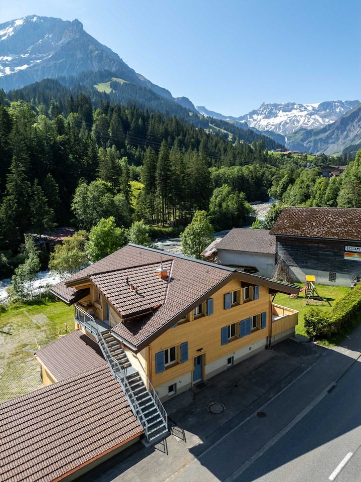 Dachwohnung Bergblick Für 12 Personen In Adelboden - Adelboden