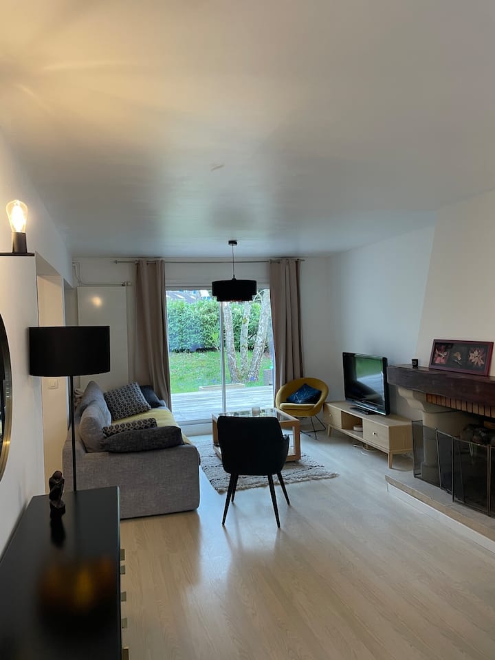 Maison Cosy Avec Jardin Proche Paris - Cergy