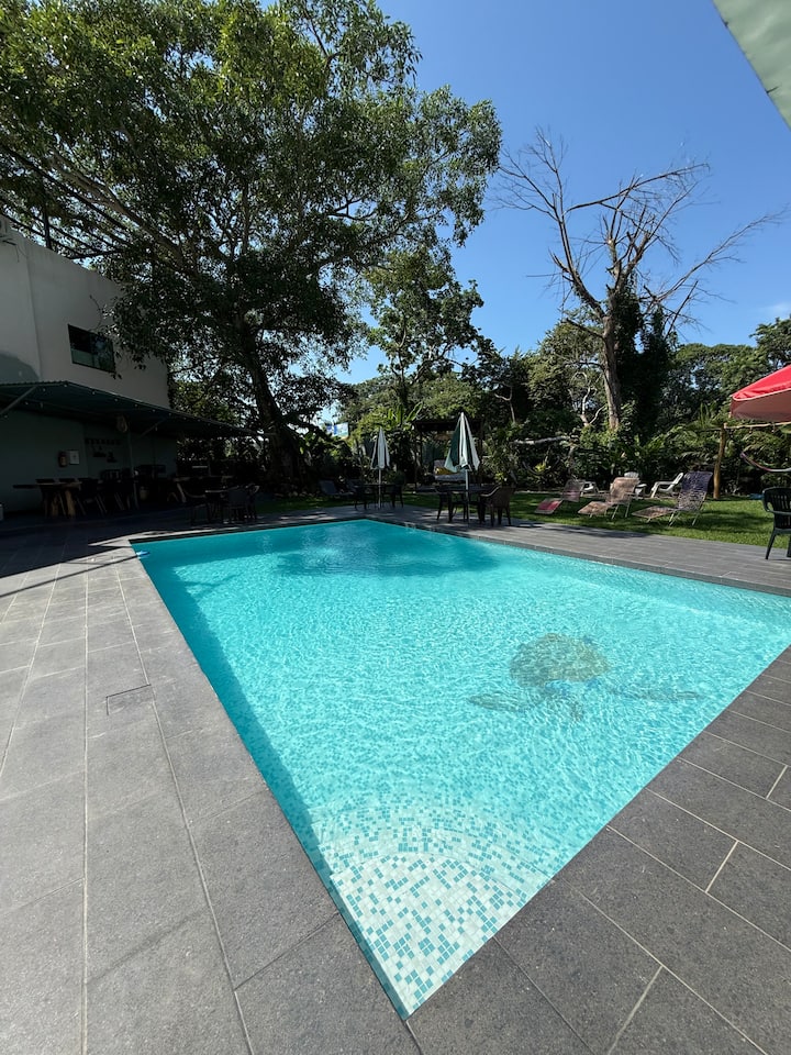 Pet Friendly Casa Esmeralda - La Peñita de Jaltemba