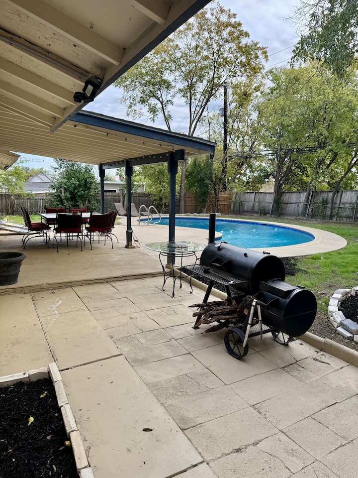 Central San Antonio 3bd Family Retreat With A Pool - San Antonio