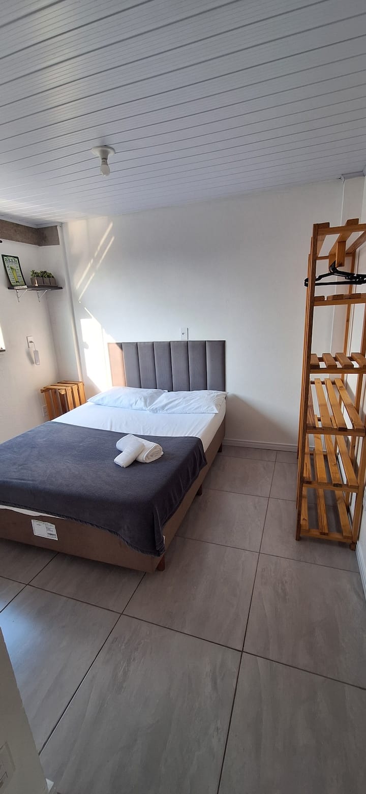 Suíte Ao Lado  Poucos Metros Da Vila Germânica - Blumenau