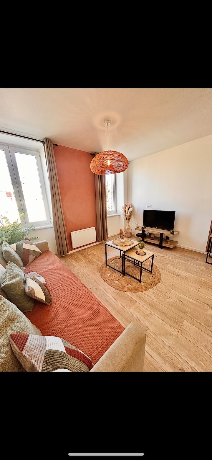 T2 Proche Centre/ Parc Expo • Netflix - Mulhouse