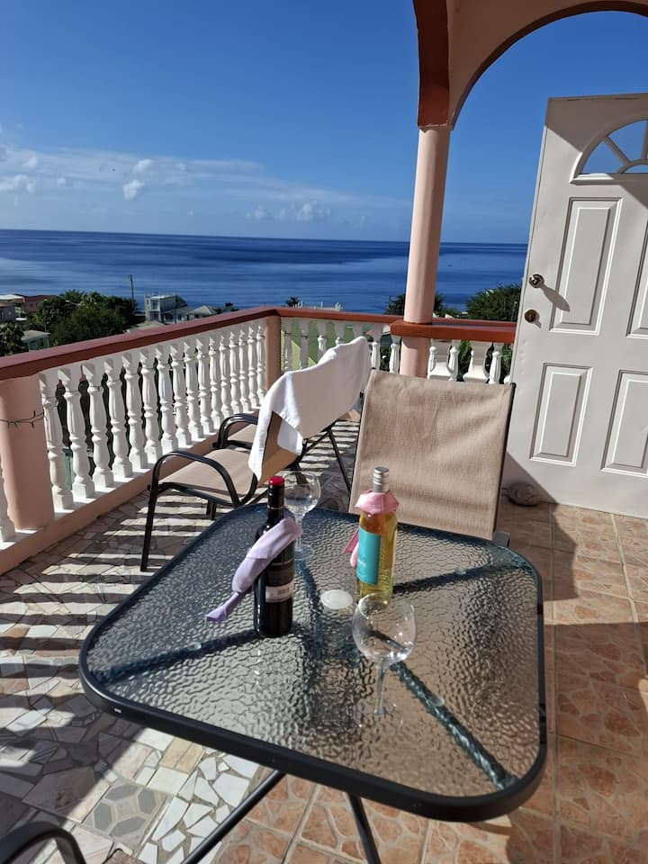 Lovely 2br Apt W/ Amazing Views - Dominica
