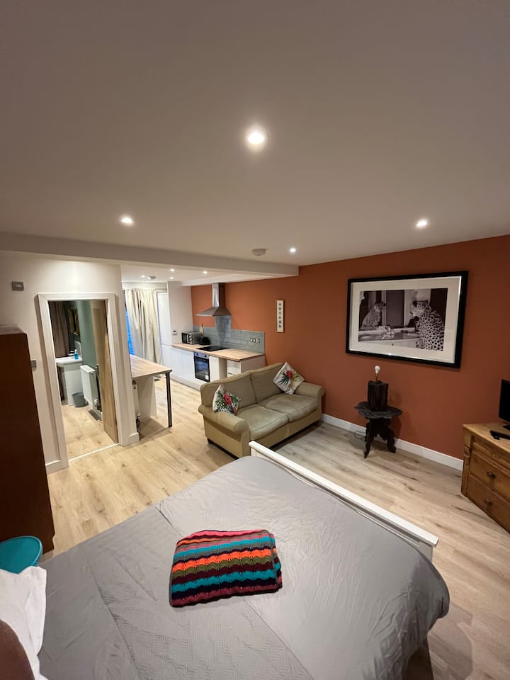 Modern Cosy Apartment In Congleton Sleeps 2 - Congleton